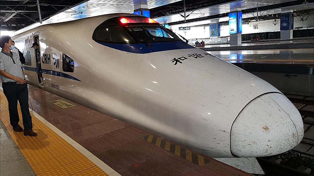 【拍车-004】【进站】D8205次列车进柳州站(20200718)