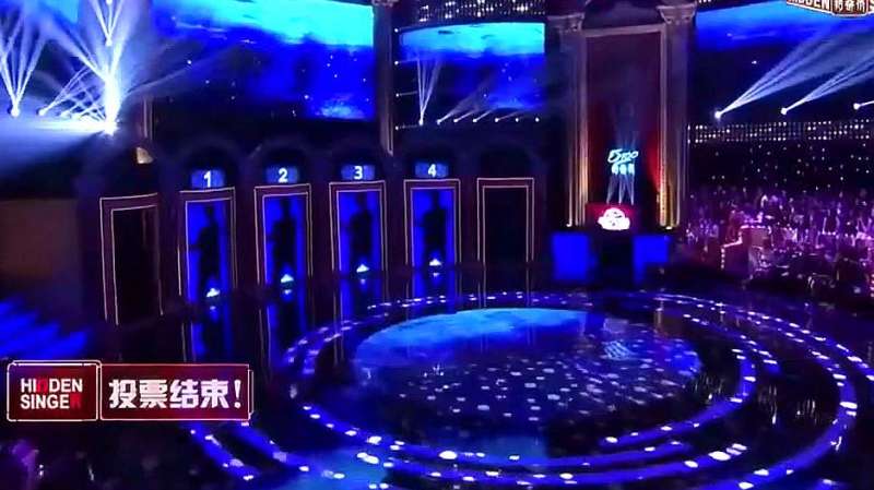 三位模仿达人模仿张宇,全场观众都为之惊讶,唱的真好!