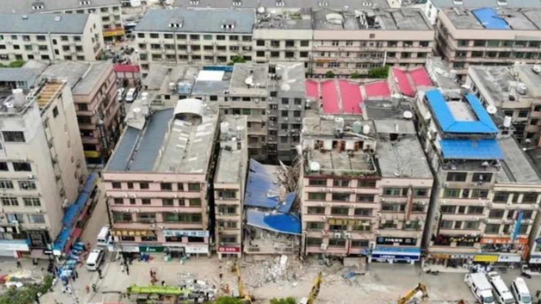 长沙警方通报居民自建房倒塌事故:对9人予以刑事拘留