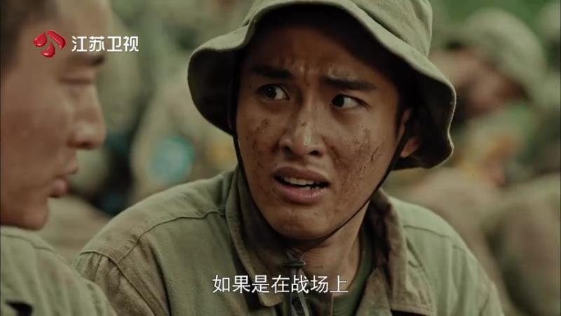 致敬特种兵《空降利刃》今晚剧情再现残酷“地狱”式训练,实弹演习...