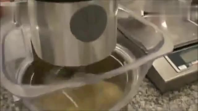 歌剧院 01-专业批量做法(饼底-咖啡甘纳许-意式蛋白霜含配方)