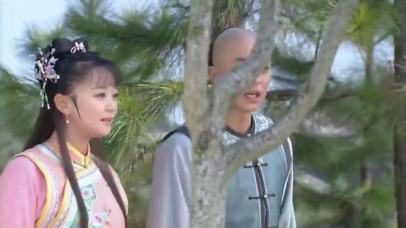 新还珠格格:小燕子成团宠,尔康感叹真是幸福,主角光环强大啊