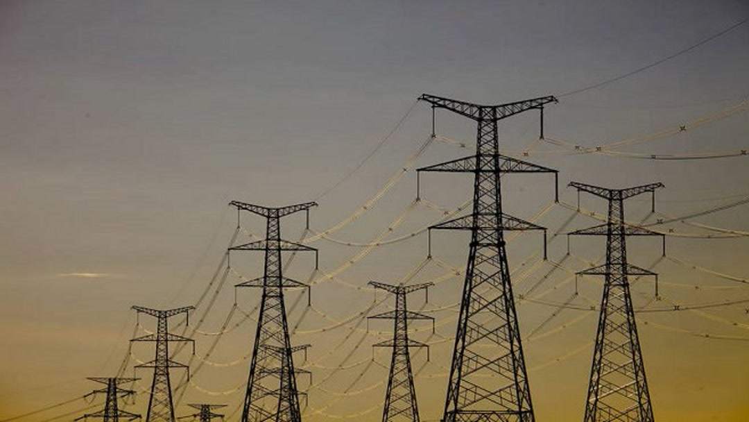 高压电线为什么没有包裹橡胶绝缘体?看完后算长见识了