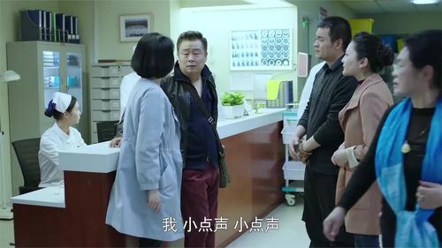 急诊科医生:急诊室门口发生争吵,兄弟姐们居然为医药费吵起来!