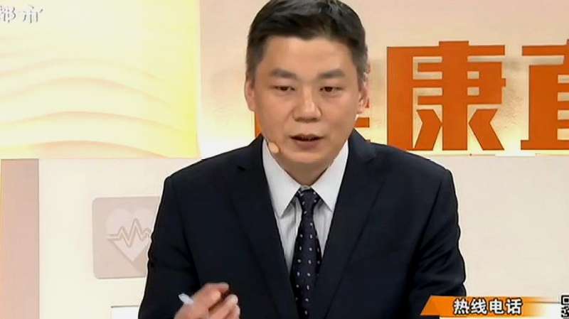 腰椎管狭窄压迫神经造成的疼痛,专家教你怎么缓解