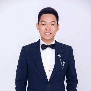 洛阳牙医郭俊齐 