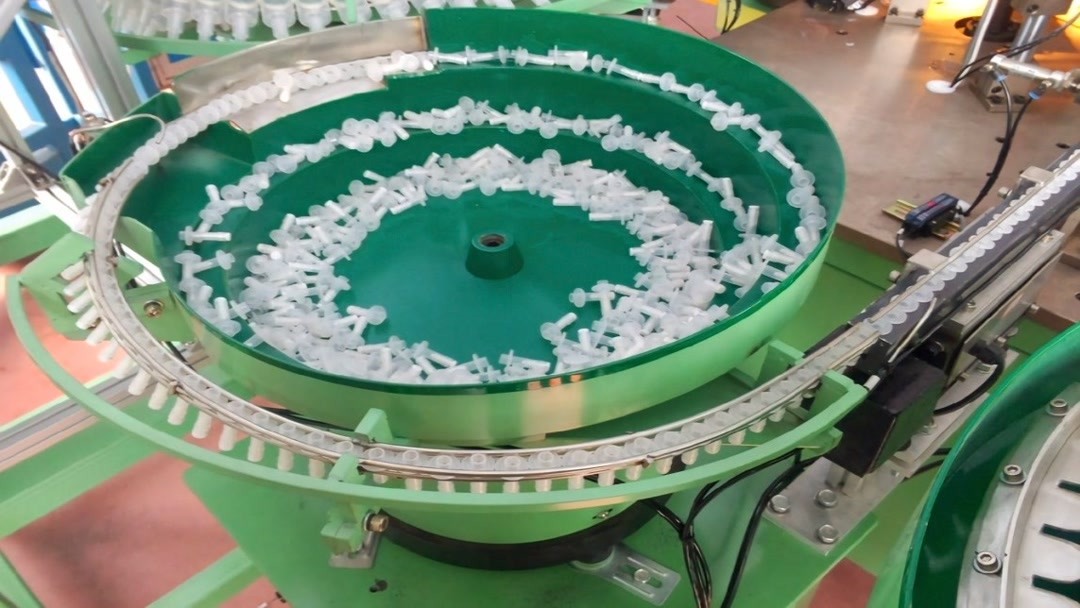 振动盘的工作原理 | 振动盘上料过程及停止方式