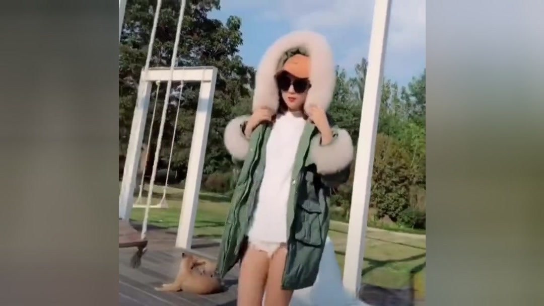 @静翔羽绒服工厂店的这个短视频富含100吨的有趣,请迅速拆包食用!