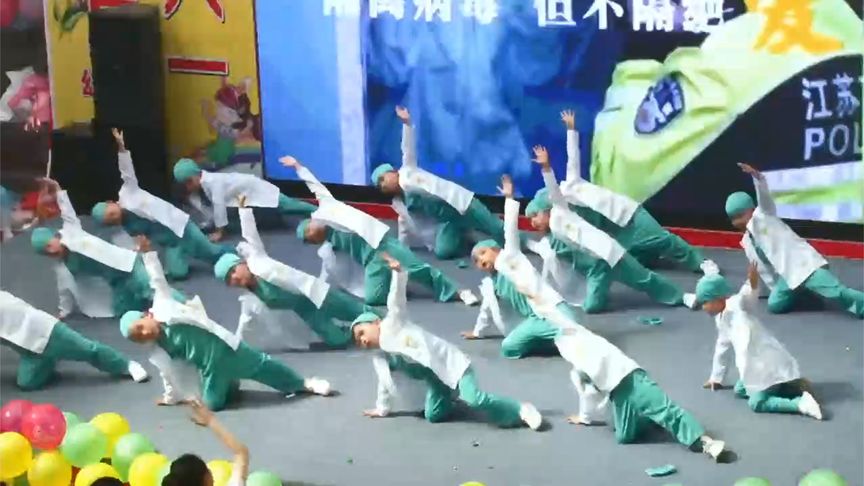 六一 幼儿园舞蹈《最美逆行者》 致敬抗疫一线医护人员