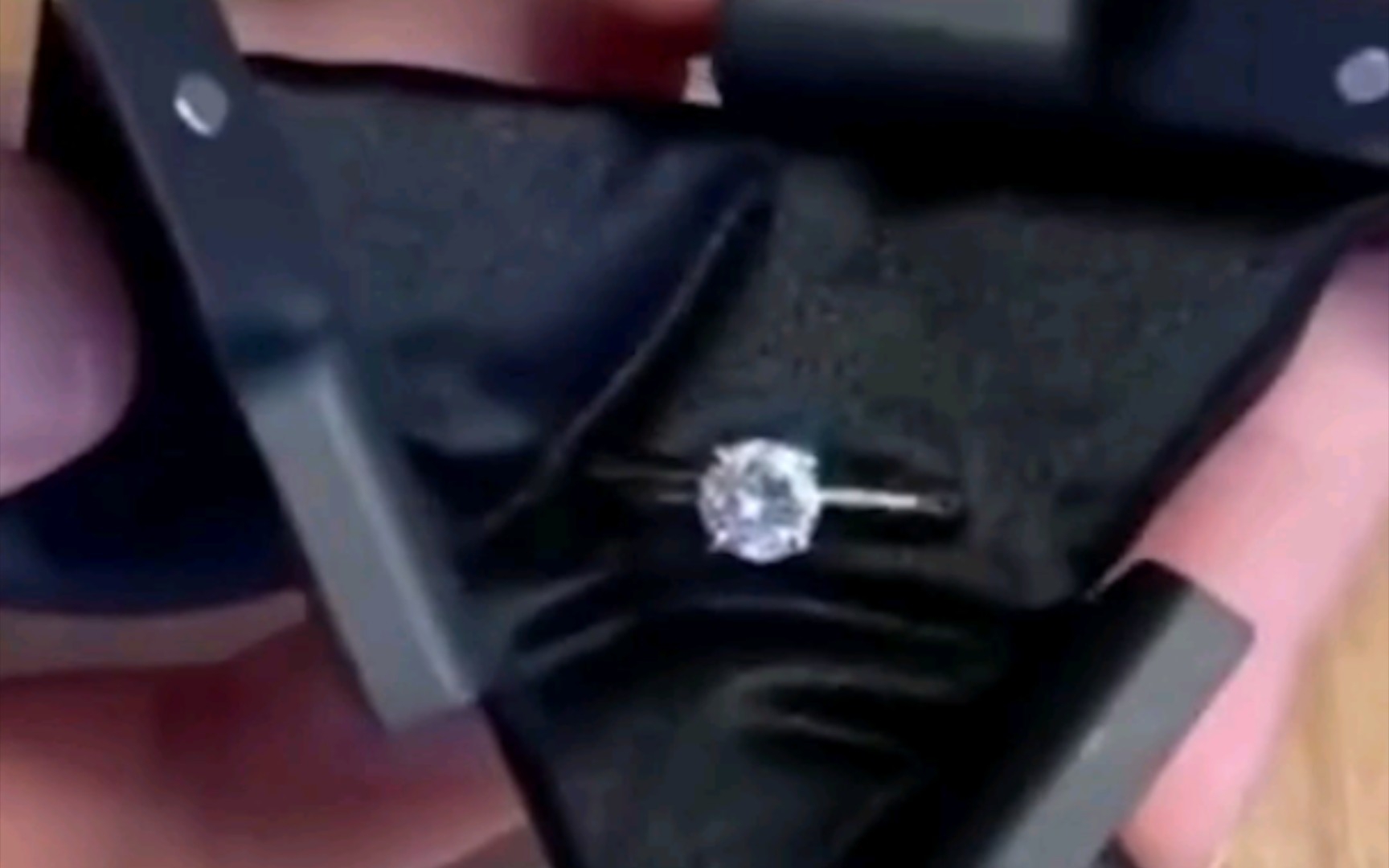 买椟还瓜(分享3d打印戒指盒文件)