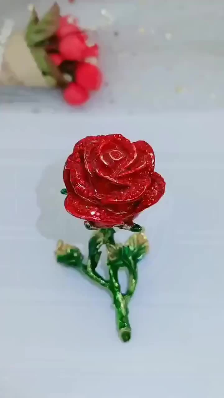 ...总有一款适合你定,制投影项链把爱装进项链,挂在距离心脏最近的位置...