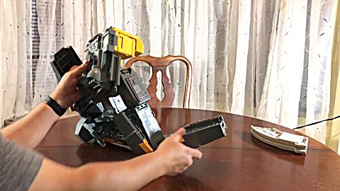 【转载】peaugh变形金刚评测 DX9 大力金刚