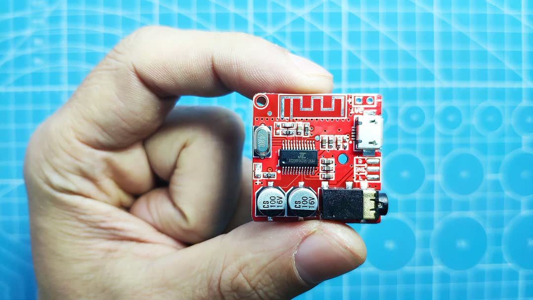 5块钱的MP3模块,蓝牙版本的,悦耳的立体声