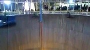 不作死就不会死 国外精彩搞笑作死视频