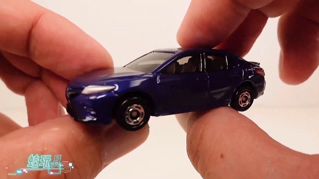 多美卡车神 第9集 丰田凯美瑞运动版