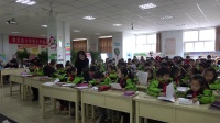 人教版小学语文二年级上册群文阅读《古诗的虚数与夸张》——雷小萍