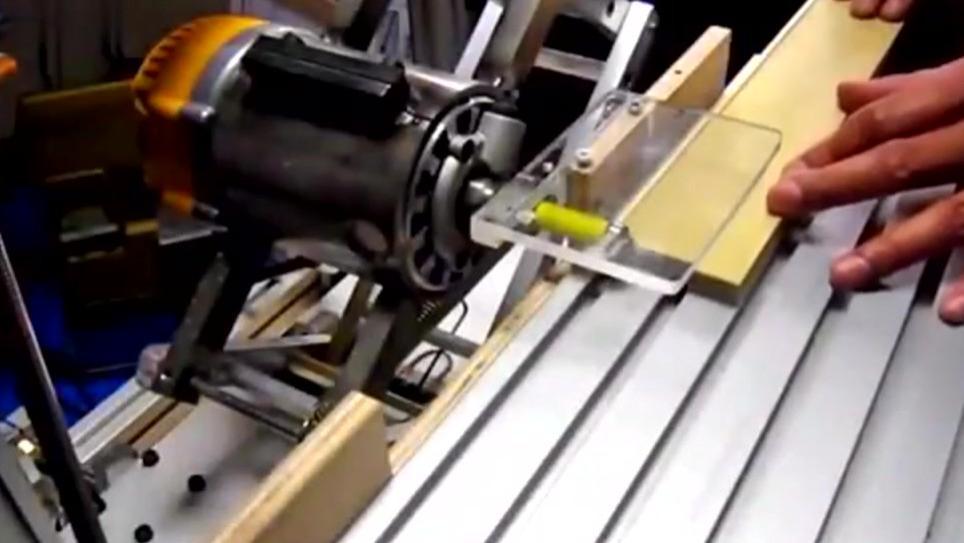 中国古建筑引以为傲榫卯结构,被老外机械直接秒杀