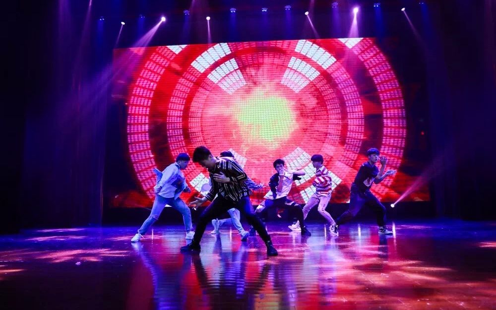 ...少年团】BTS-Fake Love&Boy With Luv技师Twinkle男团舞蹈模仿翻跳