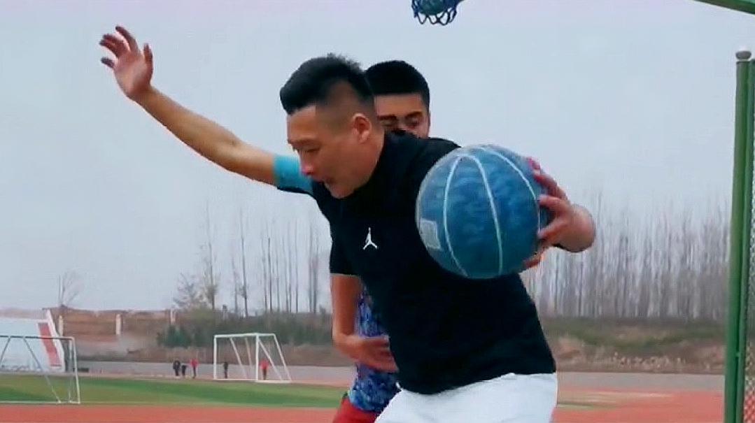 篮球教学:后仰投篮怎么练习?一定要学会借力发力!