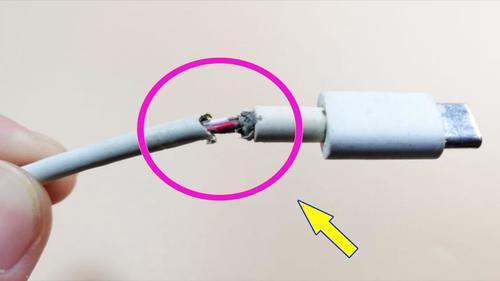 数据线坏了先别扔,教你一招,1分钟完美修复,充电线像新的雷同