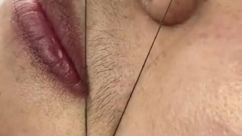 没有刀片的时候,想要刮胡子,全靠这跟绳子了