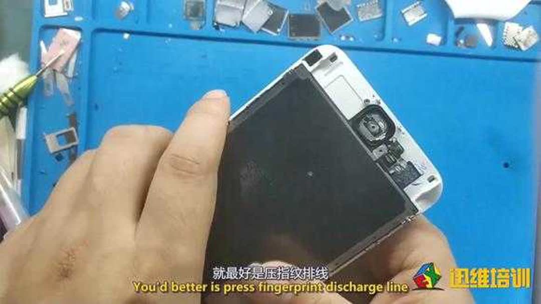 iPhone手机指纹不能用,换屏换电池扯断排线,刀头洛铁压排巧修复