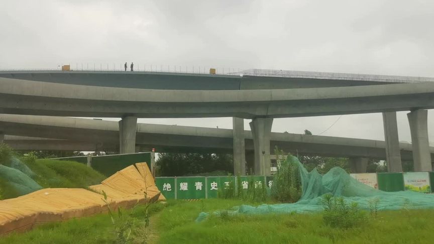 二手,绞车,稳车,井架,天轮,伞钻,模板,钩头,吊桶,风机