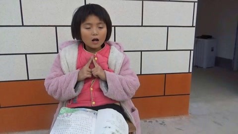 《我是小毛毛》学生:讲故事读书给小学生听