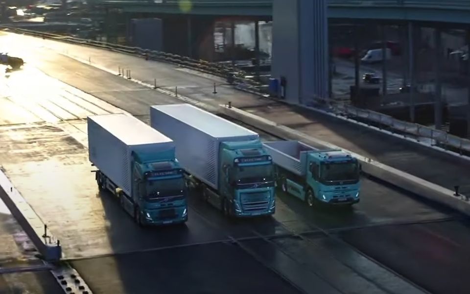 《兄弟们,这是欧卡几?》__2022 沃尔沃电动卡车FH/FM/FMX欣赏(期待...