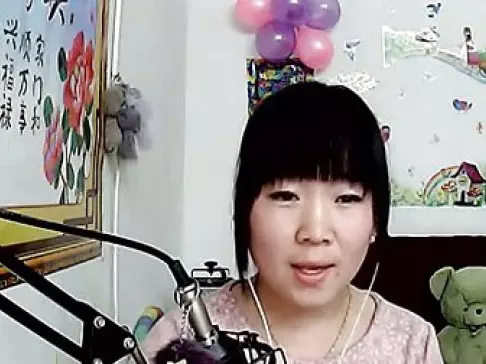 女主播招聘爱恋主播应聘考核视频