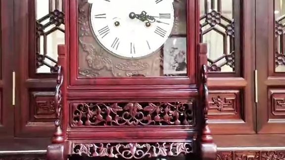 #红木家具 #钟表 #榫卯结构 #老物件老情怀