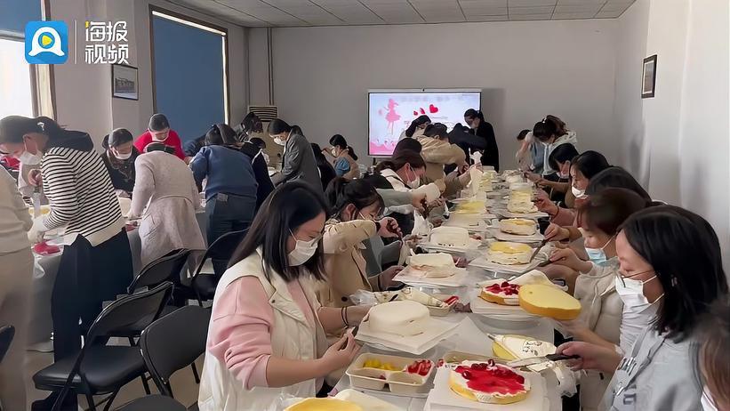 东营经济开发区俊富企业举办"快乐烘焙,畅享'味'来"蛋糕DIY活动