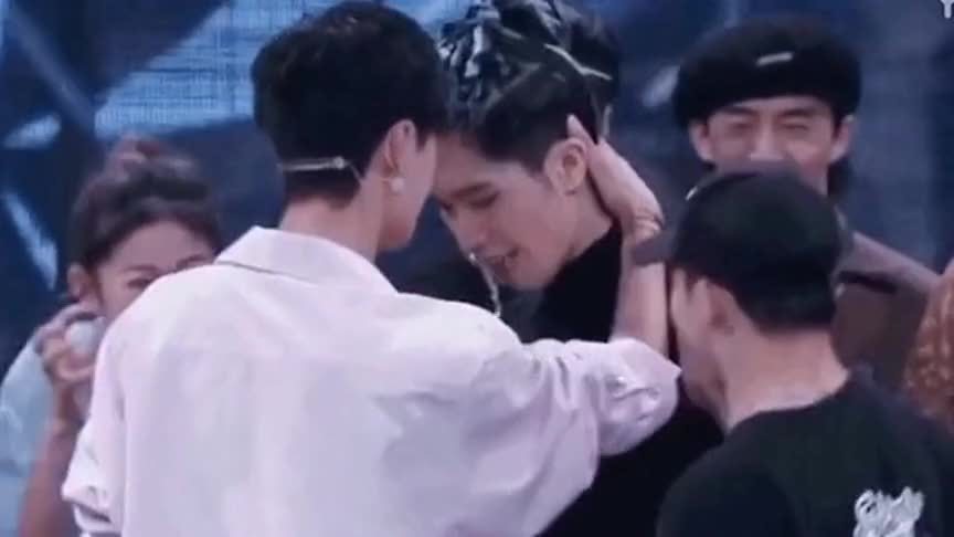 王一博这就是街舞3,一博这个太会了吧,不愧是平平无奇小天才啊