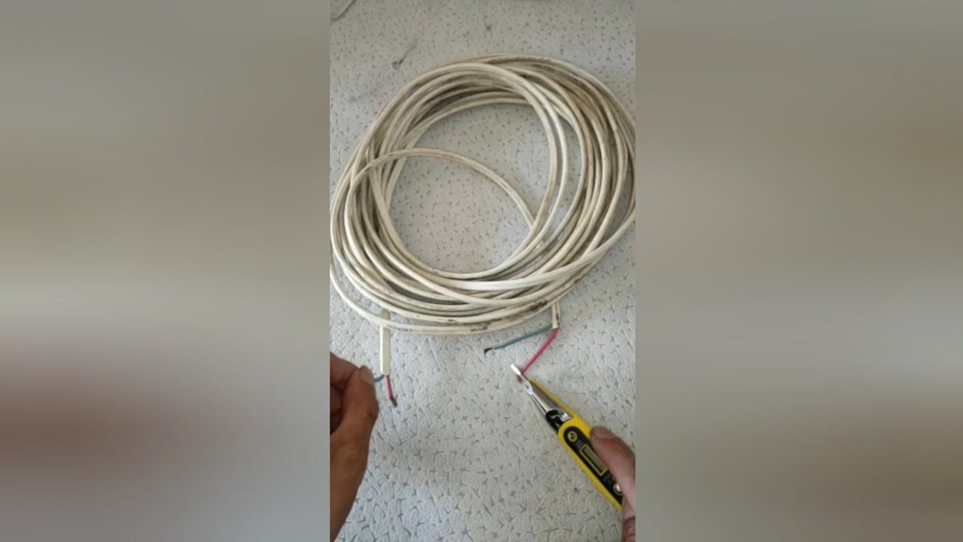 100米电线断了,没有万用表,只有一根电笔,不带电怎么测通断?教给你