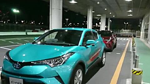 深夜试驾丰田混动CHR, 一箱油跑1000公里, 这感觉真是酸爽!