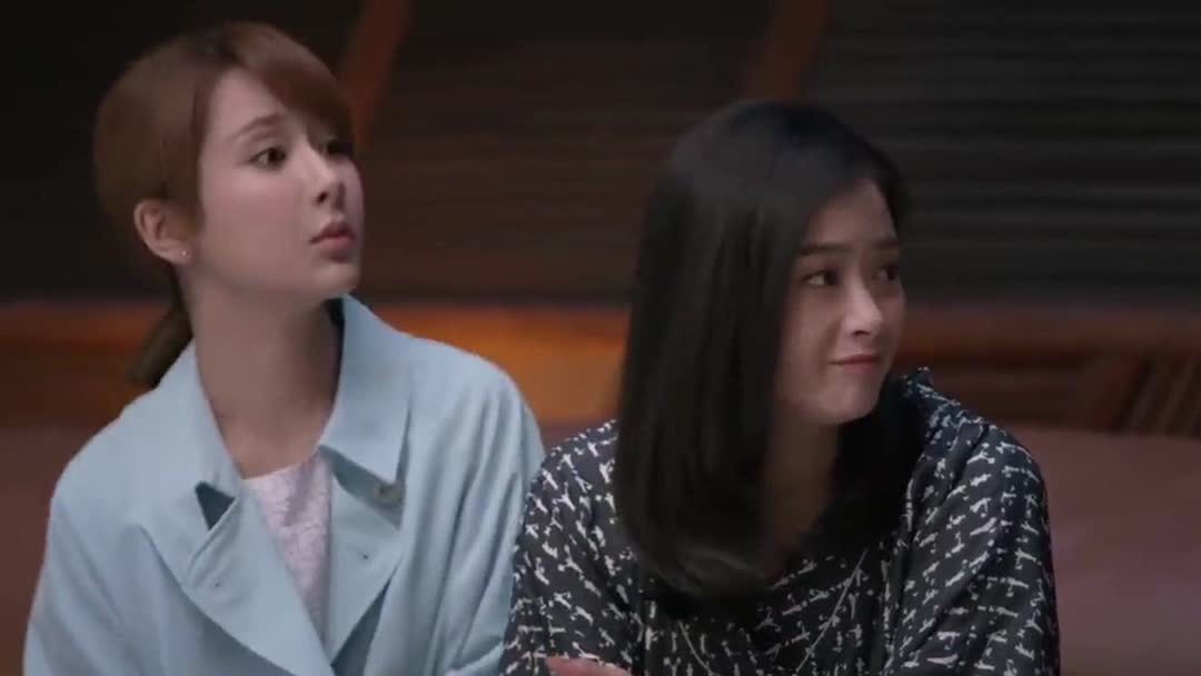 欢乐颂:小曲给四美传授经验,如何给男友撒娇,这能扛得住?