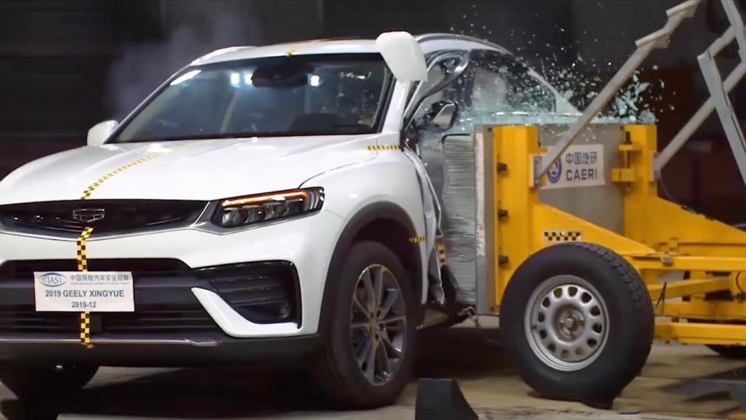 耐撞性良好,车辆辅助安全优秀,这样的吉利星越你会选吗?
