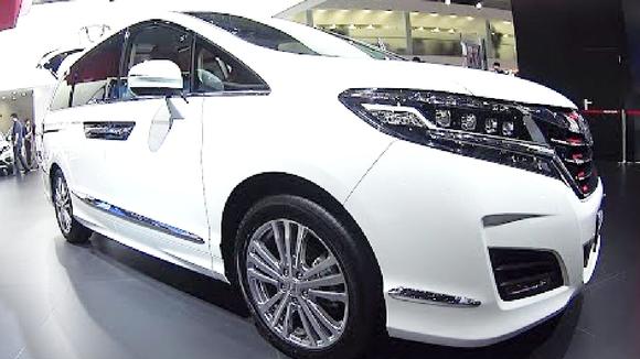 本田又一豪华MPV!车长近5米,内部空间秒杀B级车,油耗只有5.9L