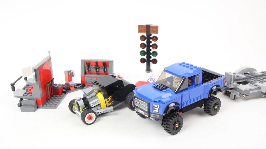 积木组装福特越野皮卡