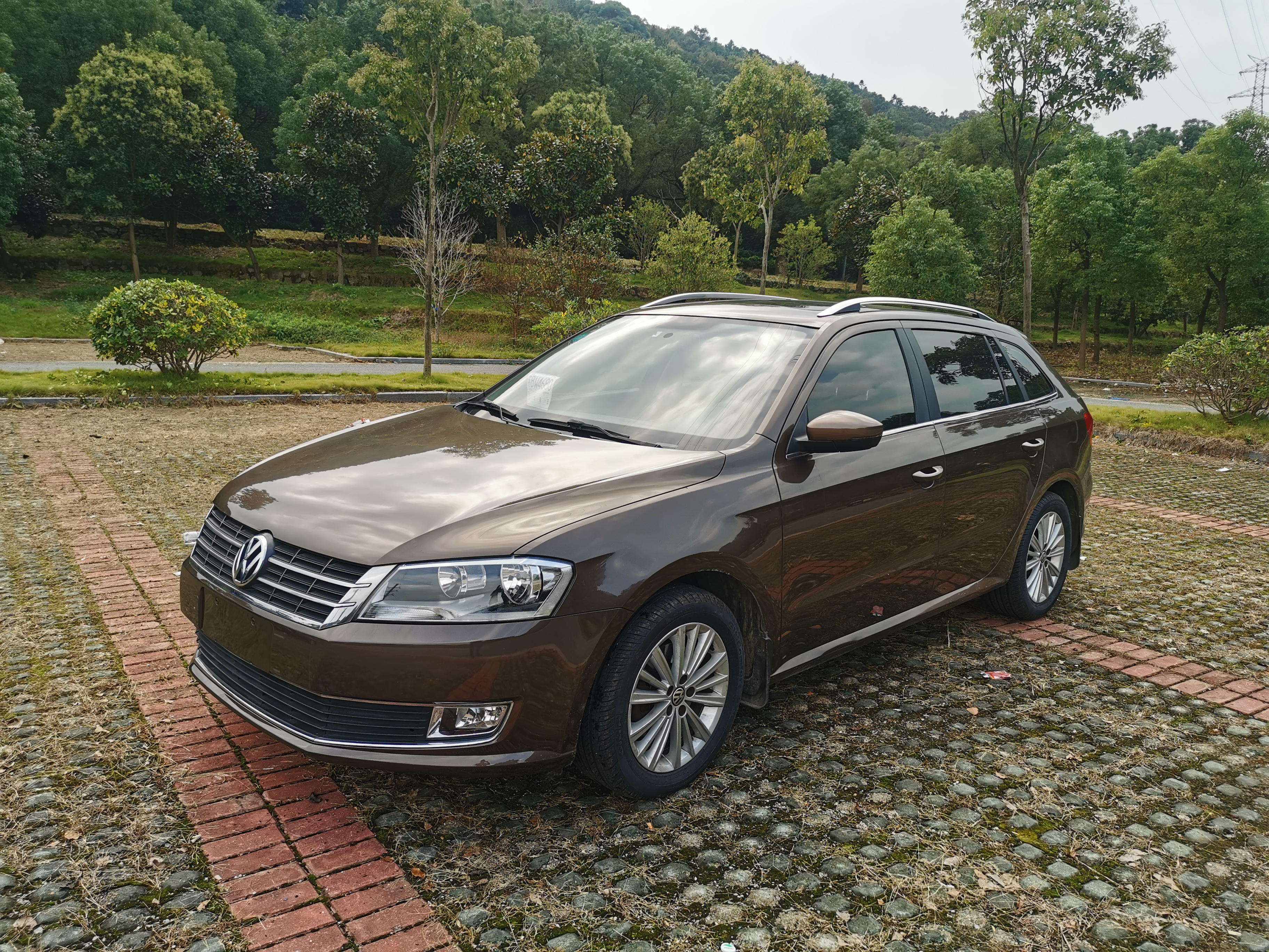 五万多淘1.4T的大众朗行,七万公里比高尔夫性价比高多了!