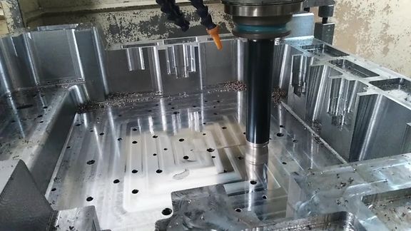 大型模具模胚加工设计与制造