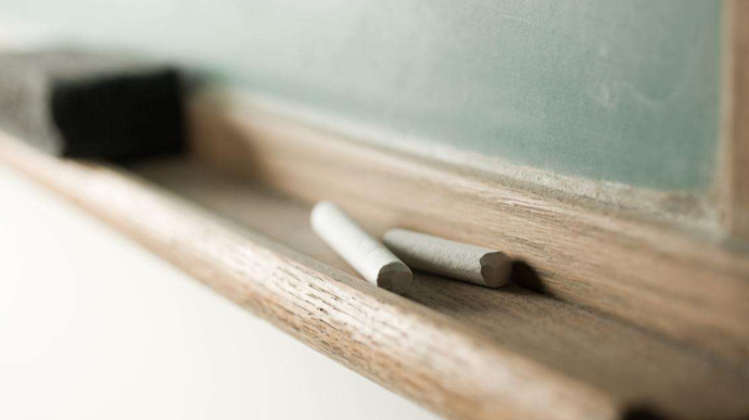 枣庄部分学校满意度调查被指作假,学生家长:答案都印好了