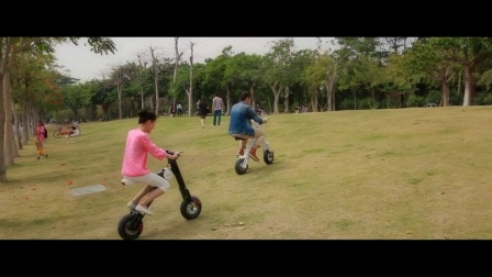 深圳爱斯特科技ET品牌可折叠电动车户外演示