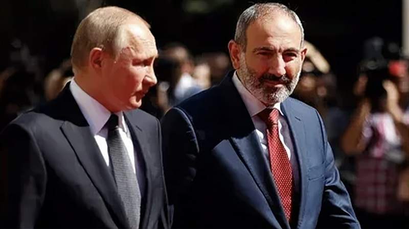 又一个克里米亚?俄罗斯两邻国动武,事情越闹越大,普京终于表态