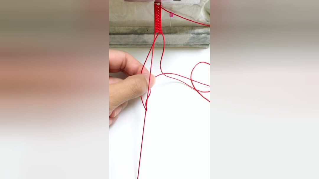 双排雀头结包硬币编法教程2⃣️进来教你编漂亮的红绳手链,更多请...