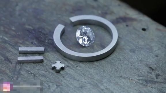 一枚钻戒得制作过程,希望有朝一日亲手为自己心爱的人制作一枚