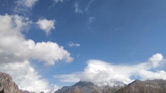 朋友们看一下冠状病毒它究竟长什么样?