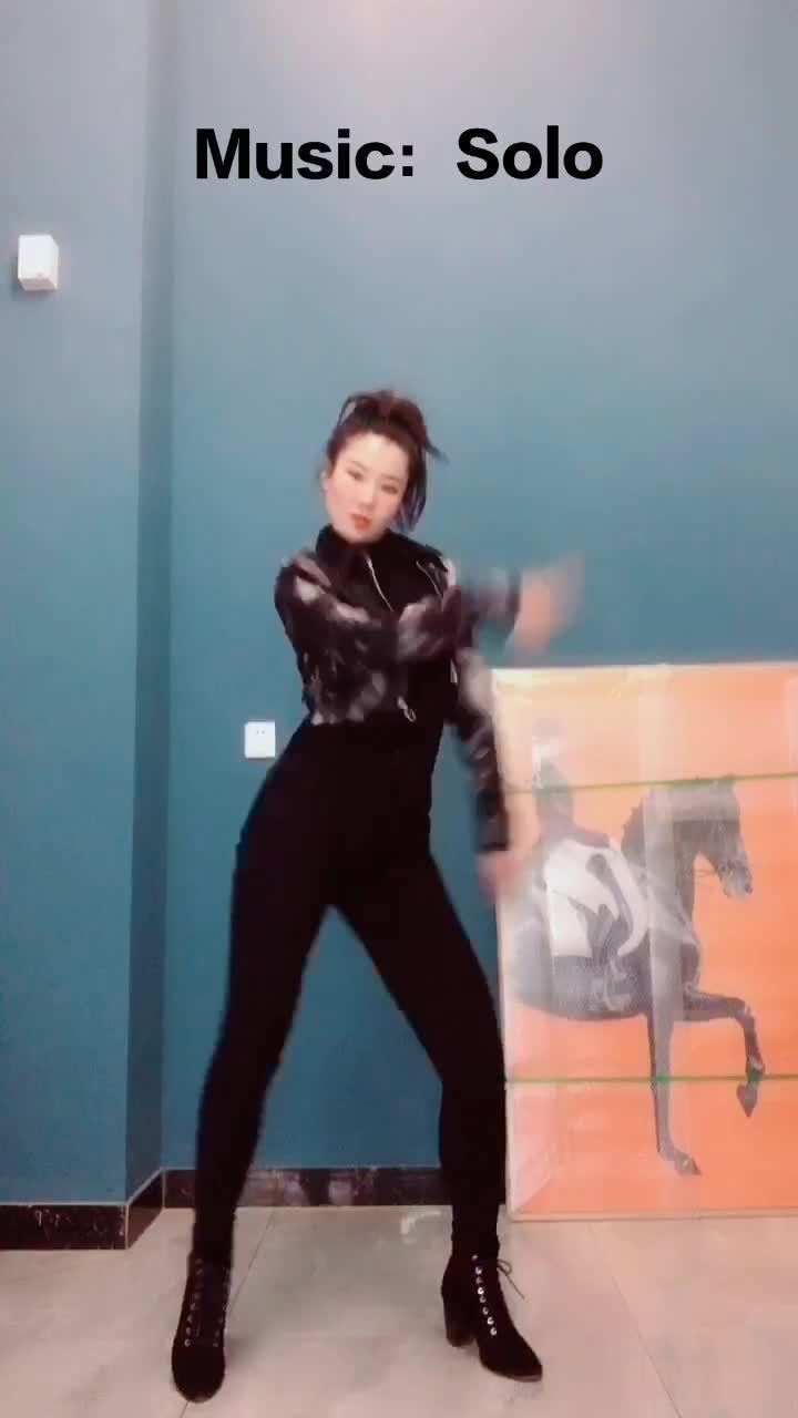零基础学舞蹈solo今晚19点直播教...