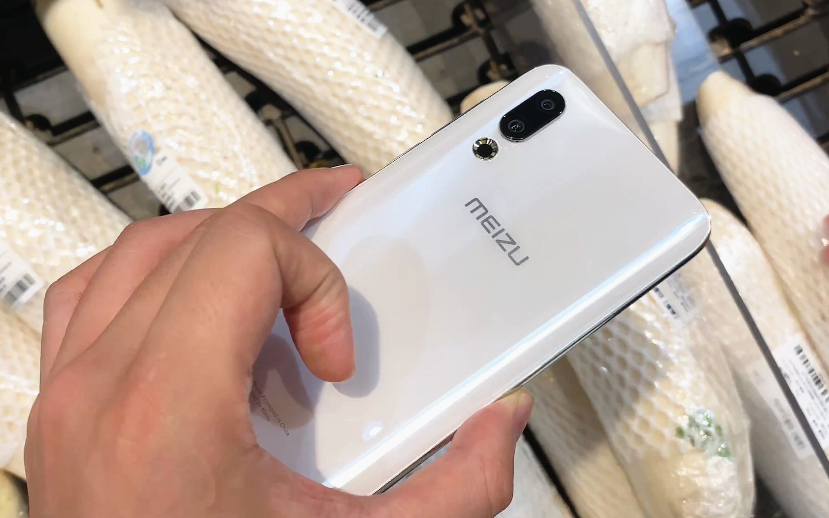 魅族16s体验评测:才发布一个月就降价500块,2699元入手香不香?