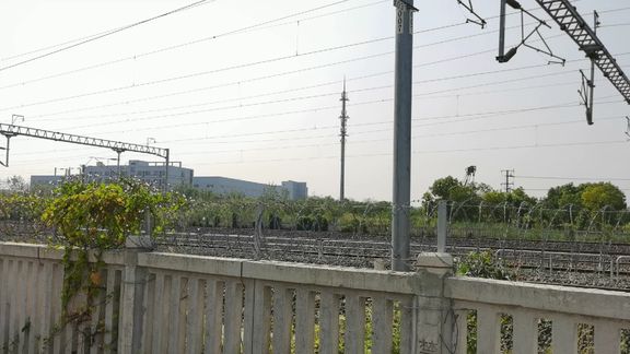 京沪线国庆拍车(4):HXD3D牵引列车K516/517上海-吉林通过